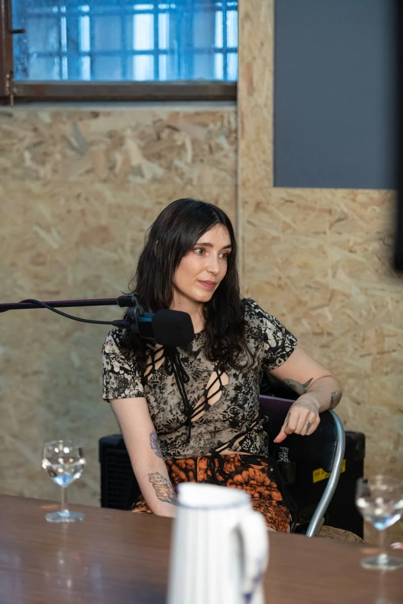 Podcast à Mesa CÂMARA MAGMÁTICA: LUÍSA CATIVO CONVIDA: FRANKÃO E FUSE ...